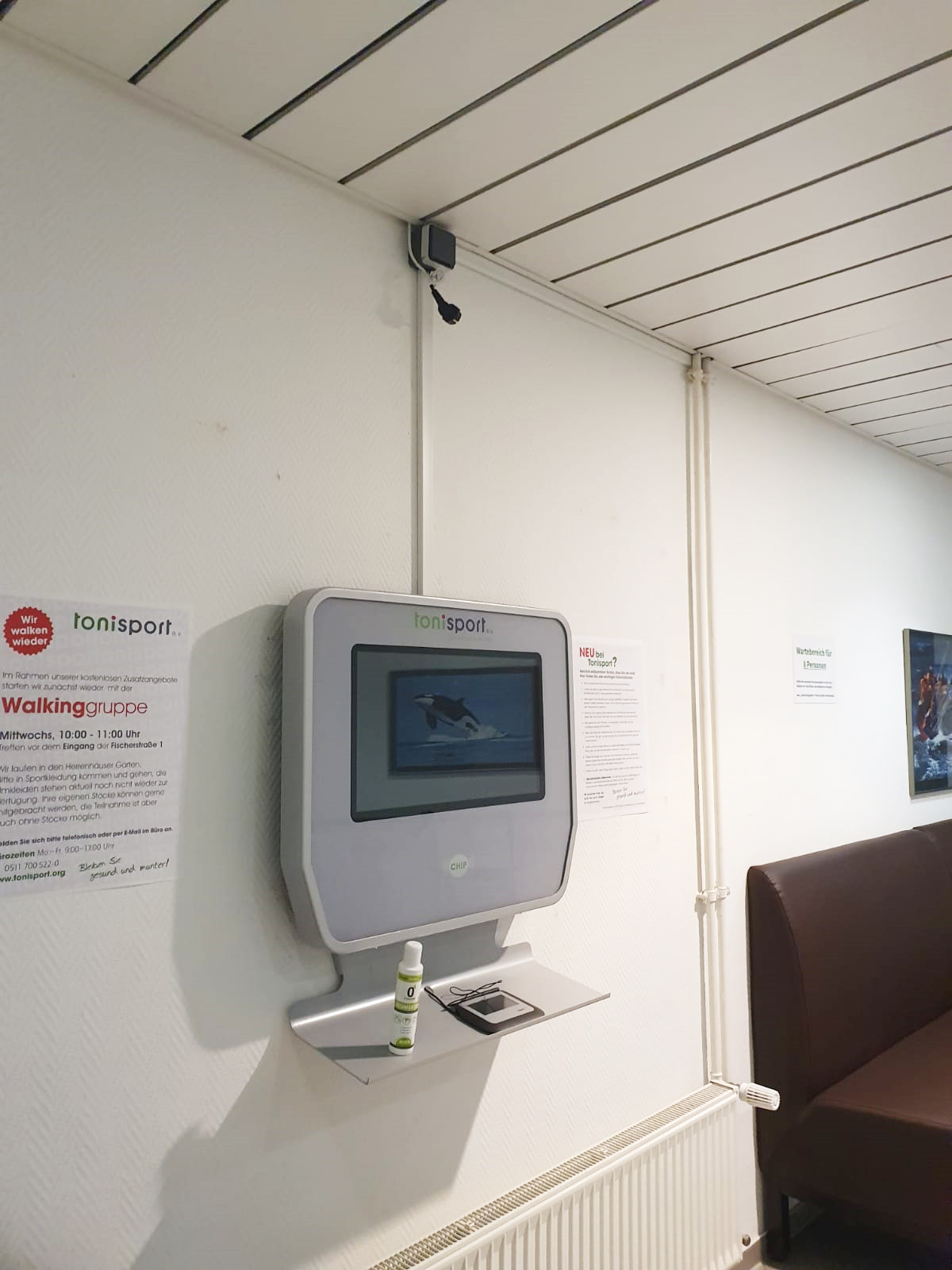 Mit WES Electronic ins Schwimmbad: Automatisiertes Check-In via ...
